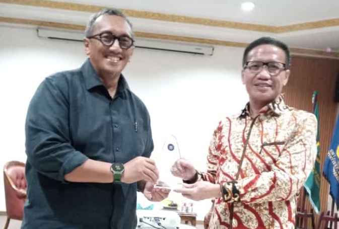 Songsong Indonesia Emas 2045, UYI Gelar Lintas Diskusi dan Kuliah Umum - Tangerang Pos